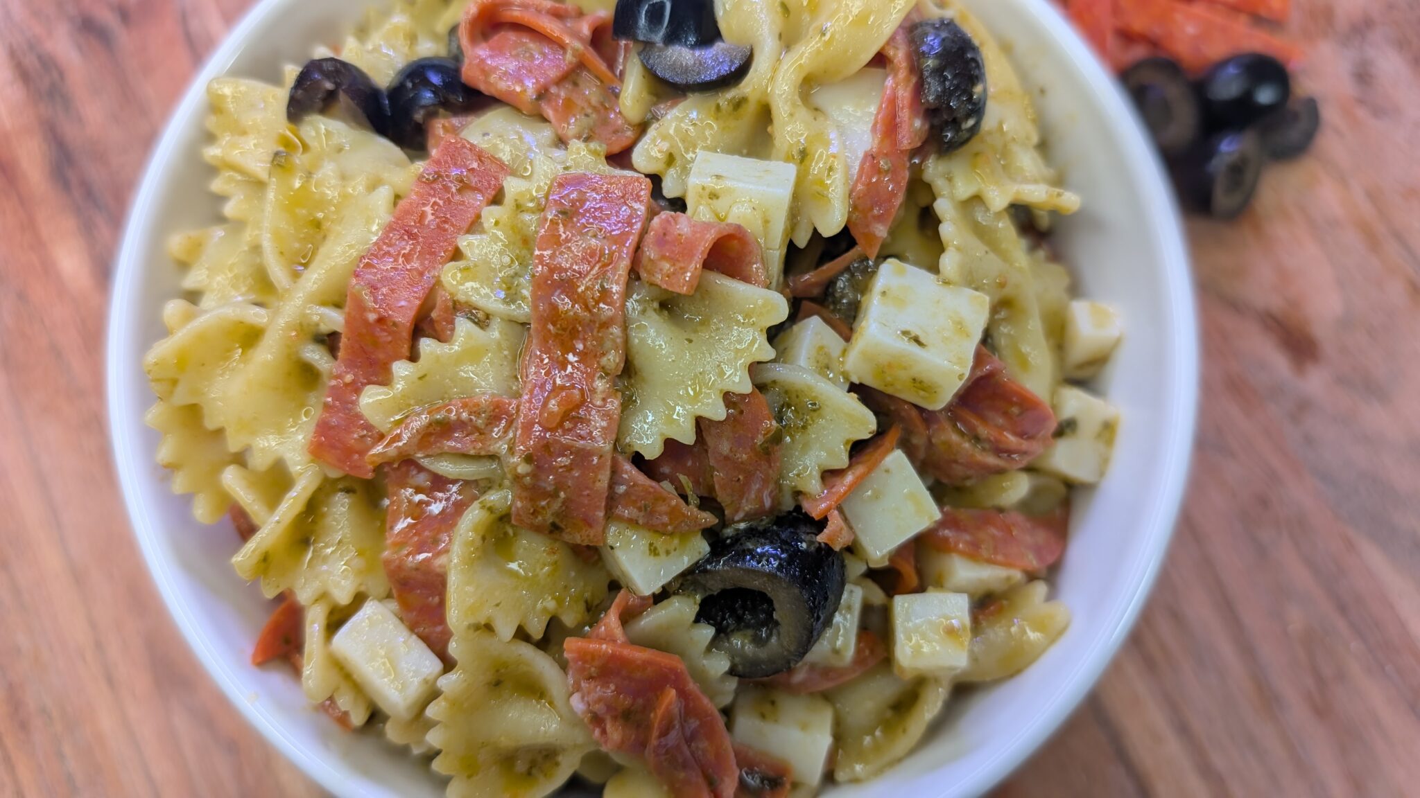 Hot Pasta Salad - All the Munchies